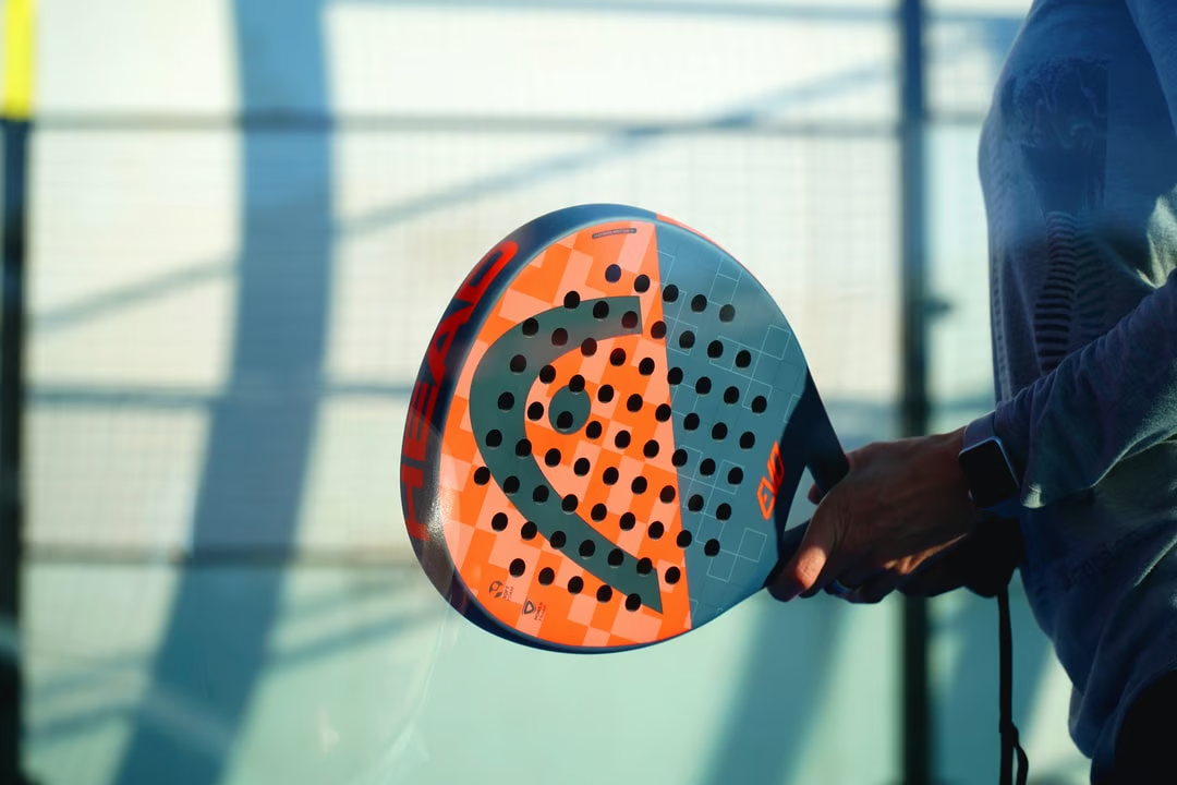 How to Choose the Right Padel Racket for Your Play Style - Trending ...