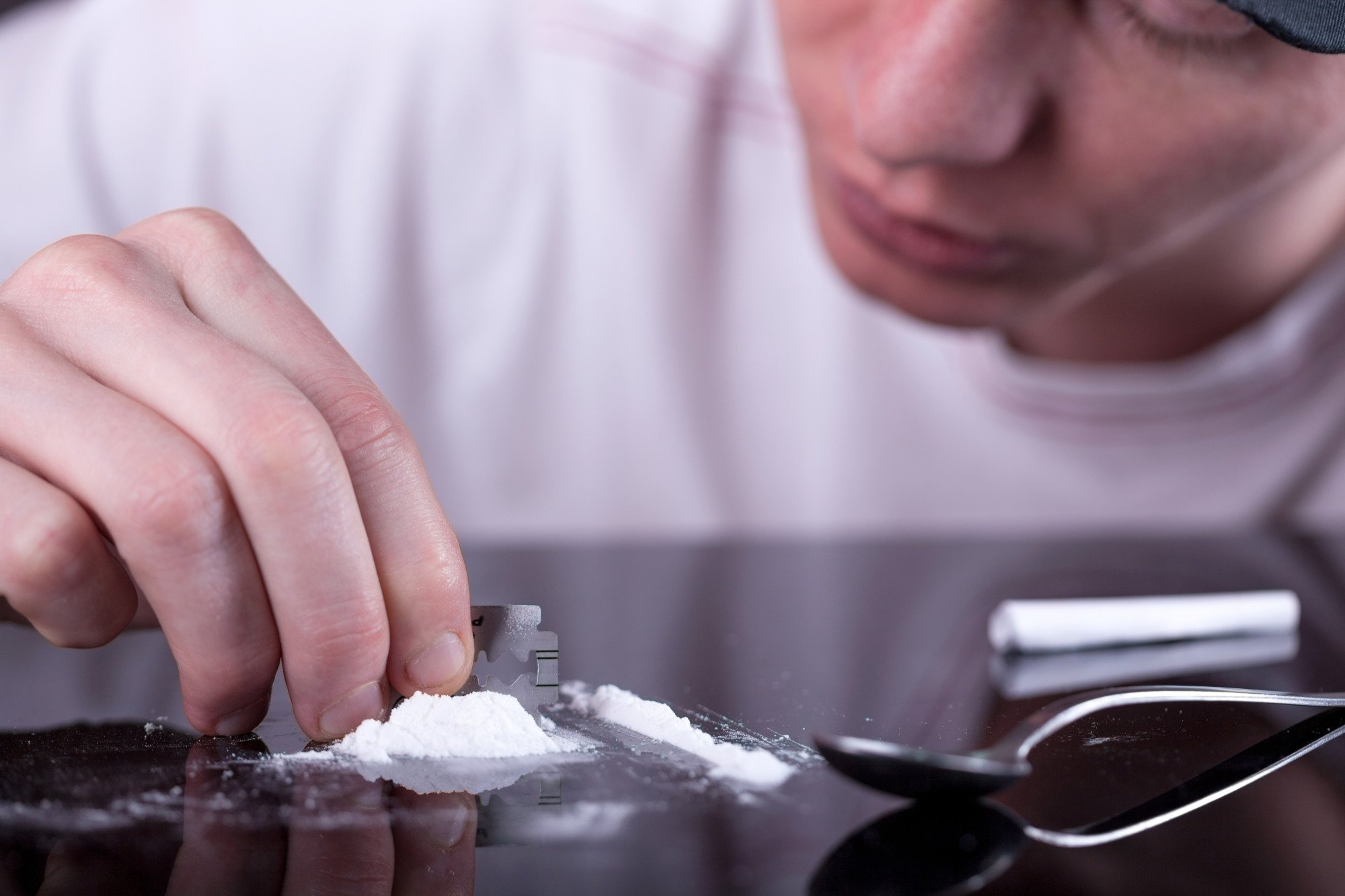 How to Spot Signs of Cocaine Use in a Loved One: A Guide for Family ...