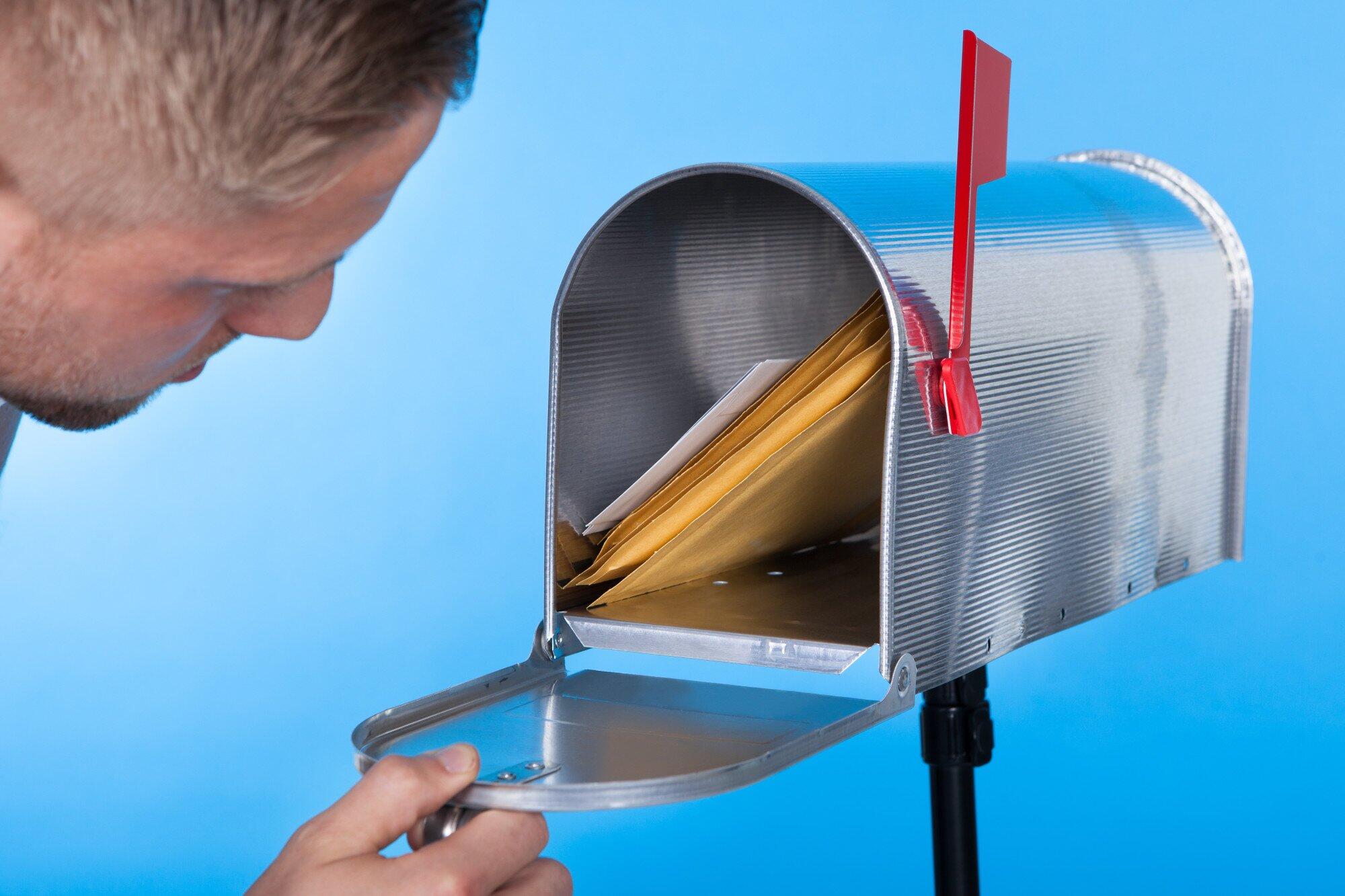 The Top Features to Look for in Mail Management Services