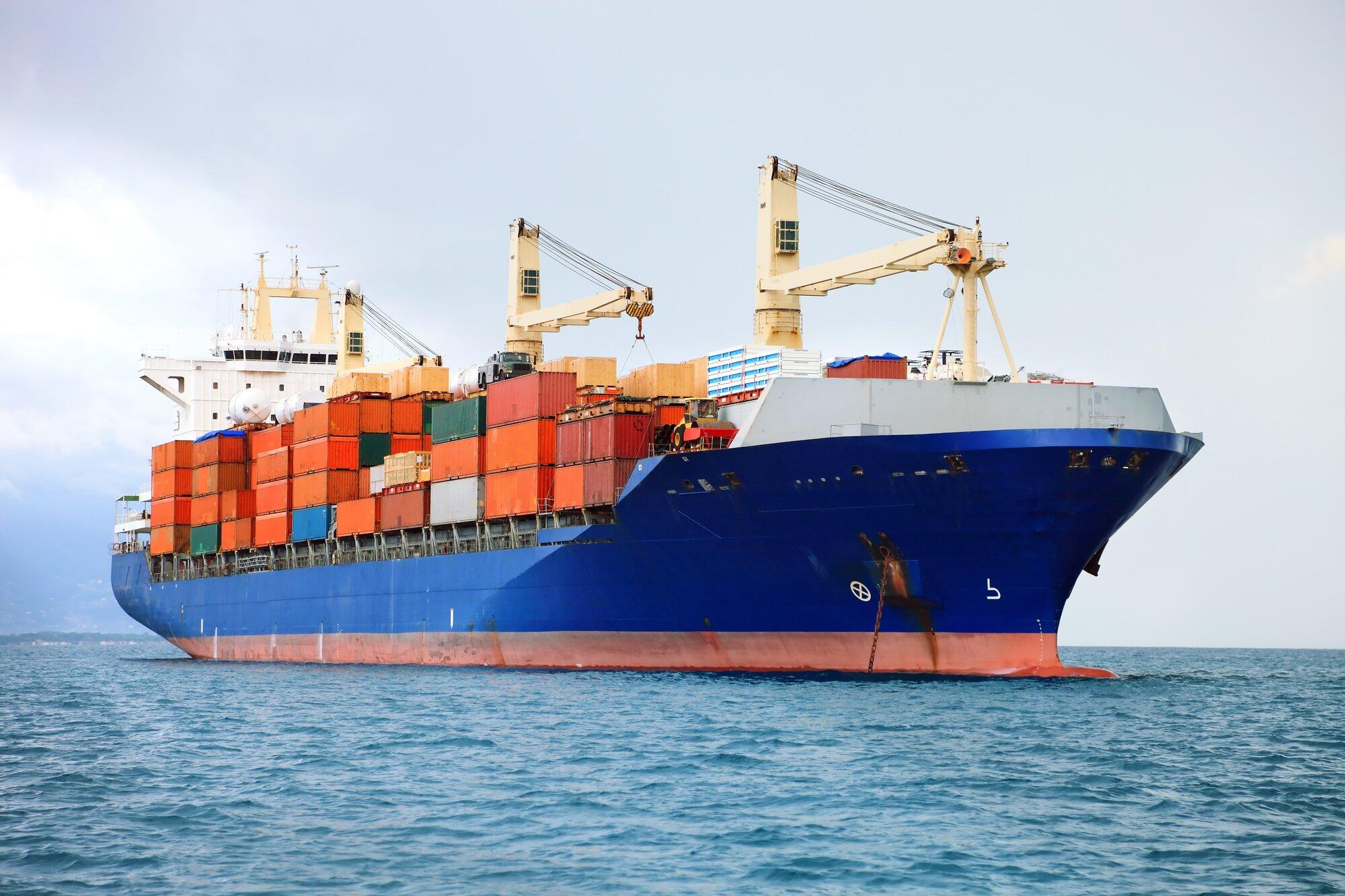 The Surprising Benefits of Using Ocean Containers for Shipping